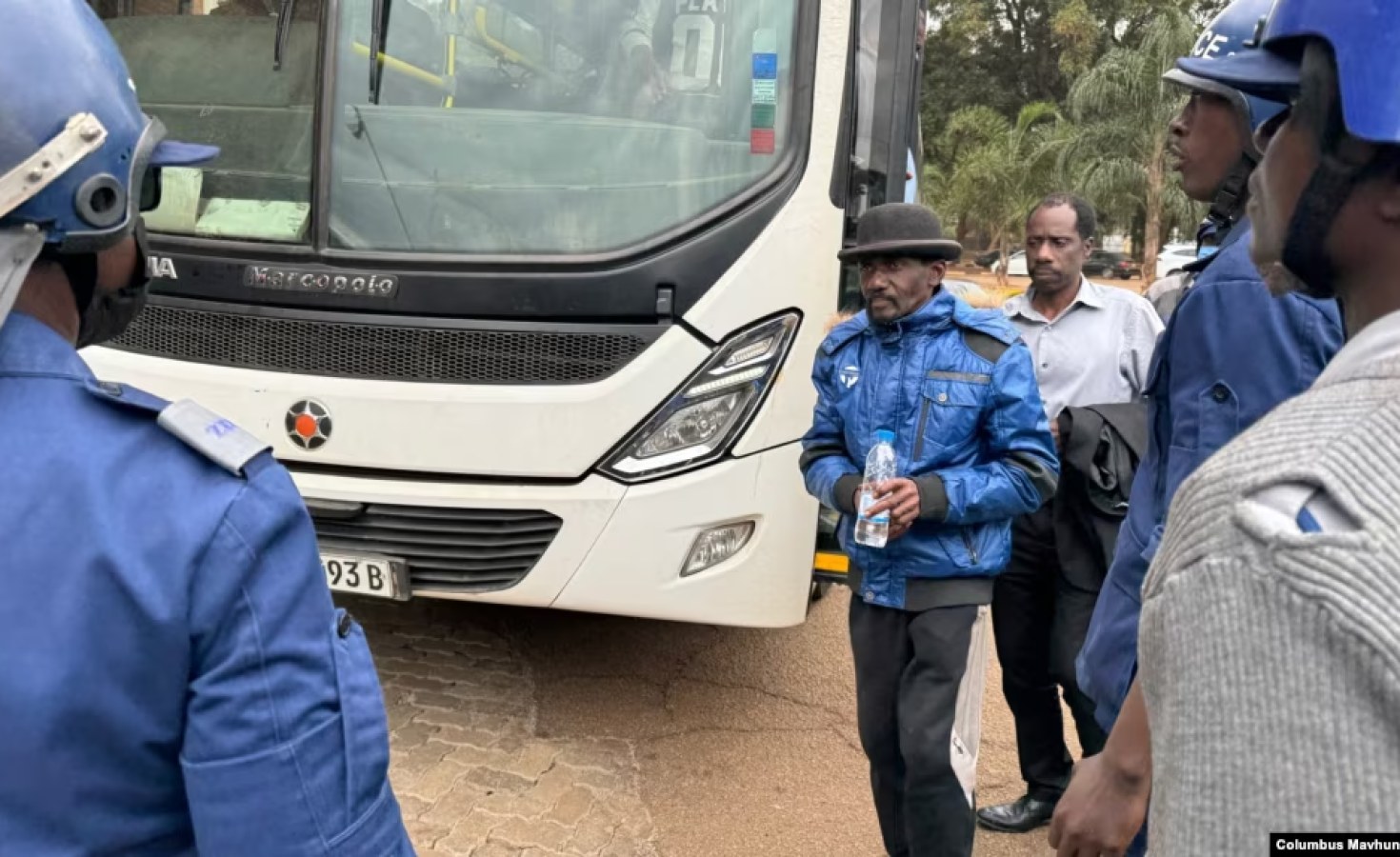 Zimbabwe Court Frees Opposition Leader, Followers After Suspending ...